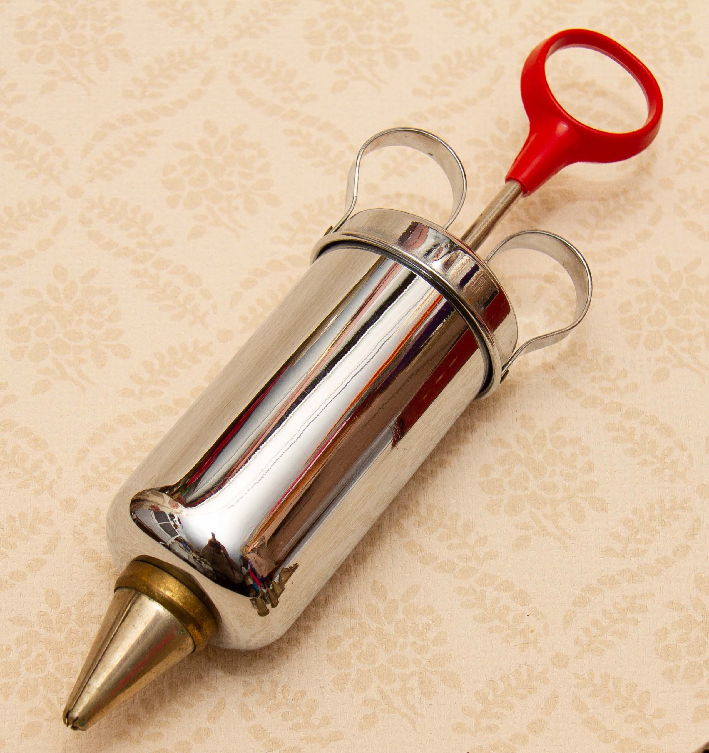 Vintage Tala Queen Icing Set Cake Decorating Mini Biscuit Icing Cutters ...