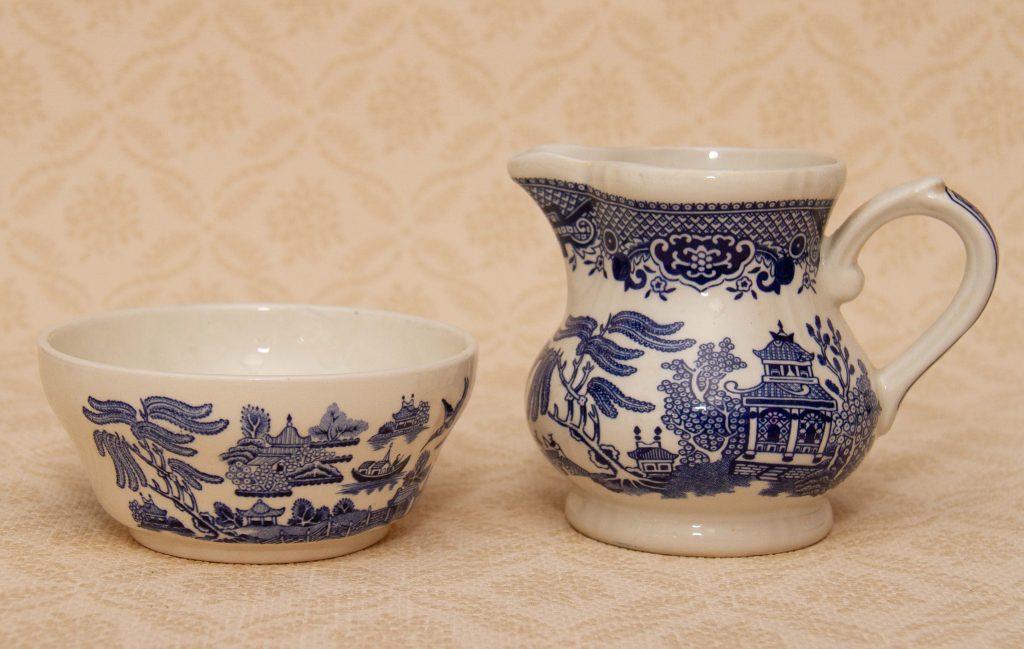 Vintage Ringtons Creamer Jug and Sugar Bowl Set Blue & White Willow ...