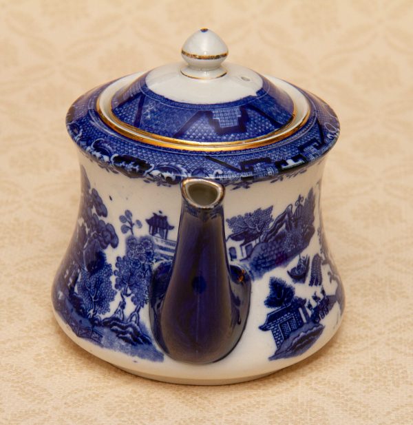 Antique S. Hancock and Sons Royal Corona Ware, Willow Pattern Teapot ...