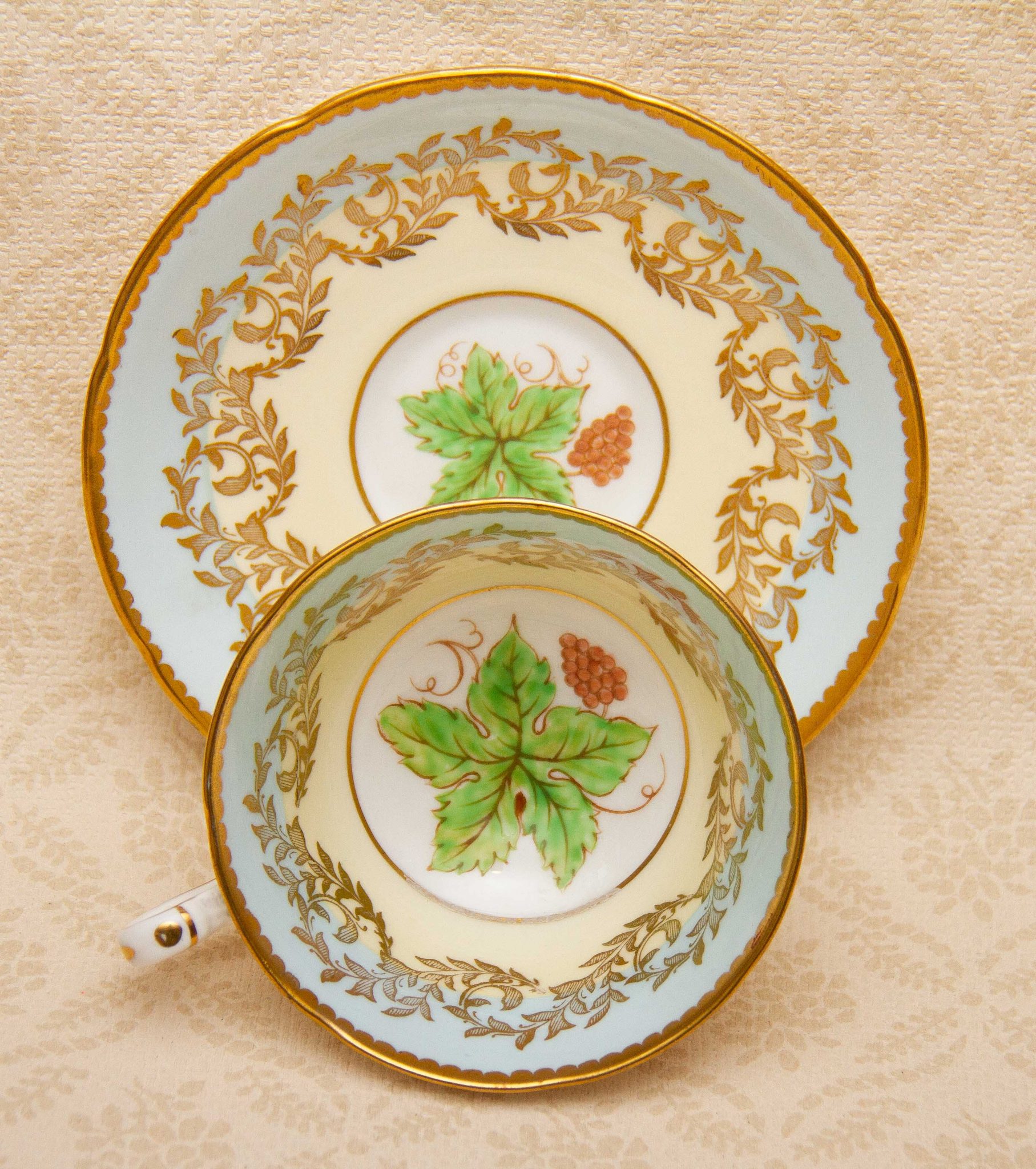 Royal Grafton Grape Vine Leaf Tea Cup and Saucer Set English Fine Bone ...
